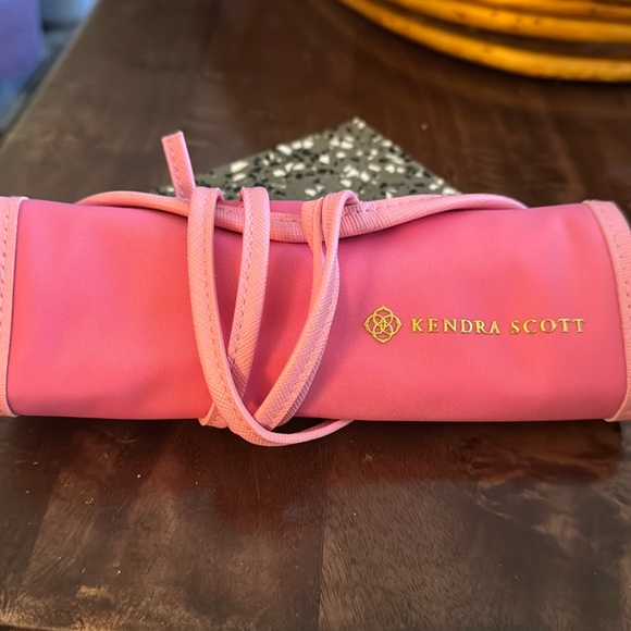 Kendra Scott | Jewelry | Nwt Kendra Scott Rolled Jewelry Holder | Poshmark